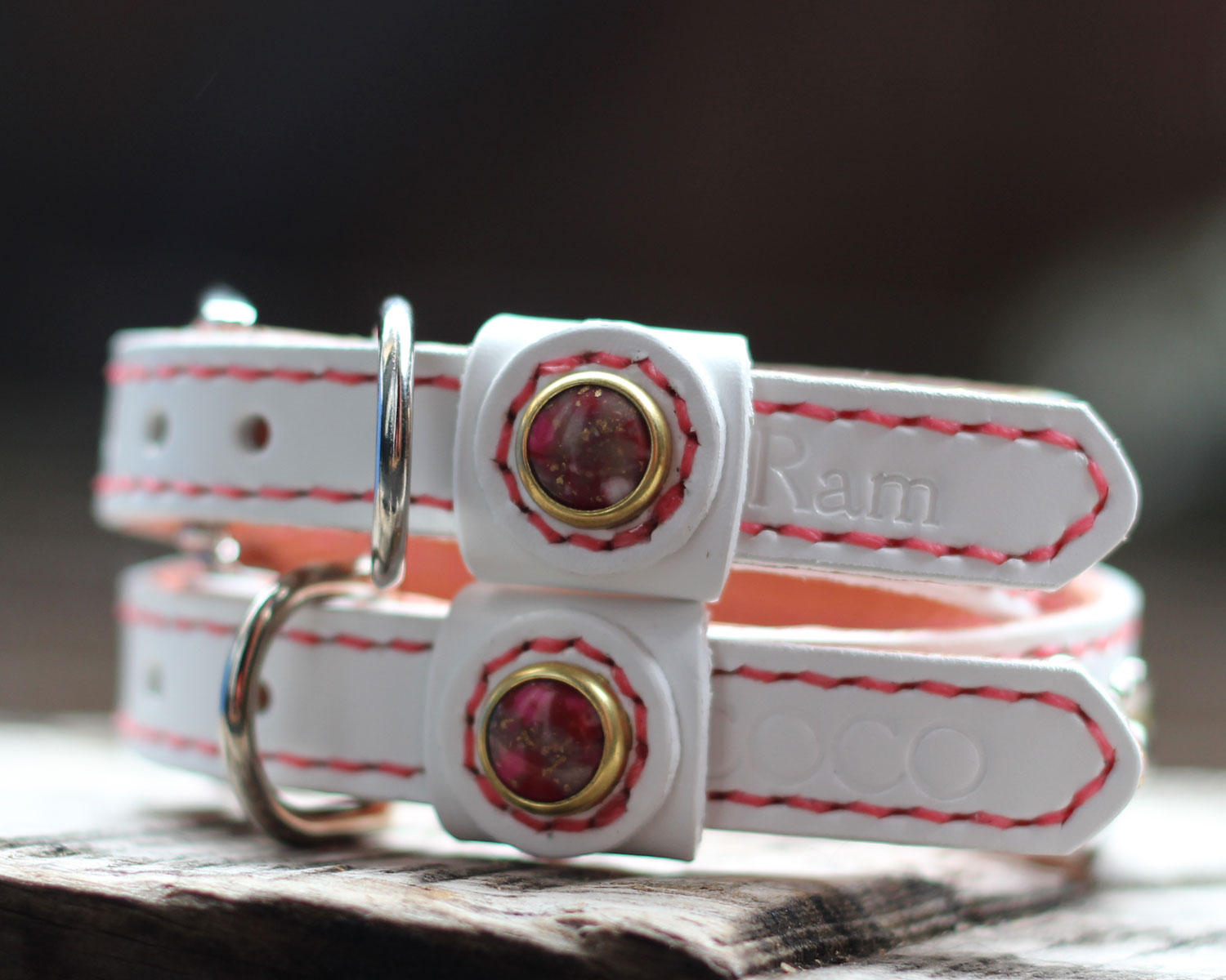 トイプードル Ram COCO 最小15 最大24 オーバル型 首輪 12ミリ幅 リード 白×ピン | 革で作る犬の首輪の専門店 FiveDrops